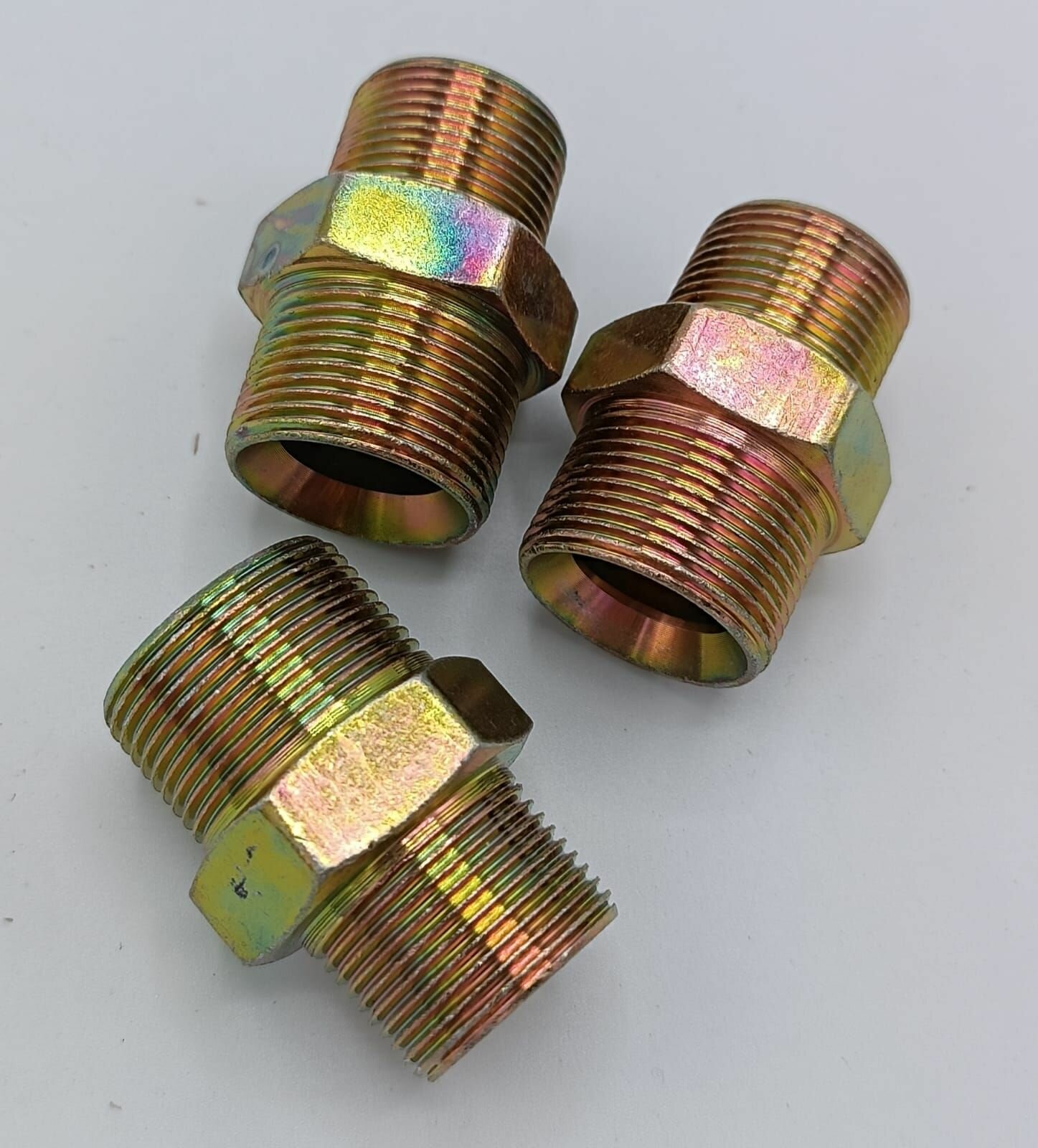 Переходник с резьбы на резьбу 24-27 (наружняя) М24х1,5-М27х1,5 (3 штуки)