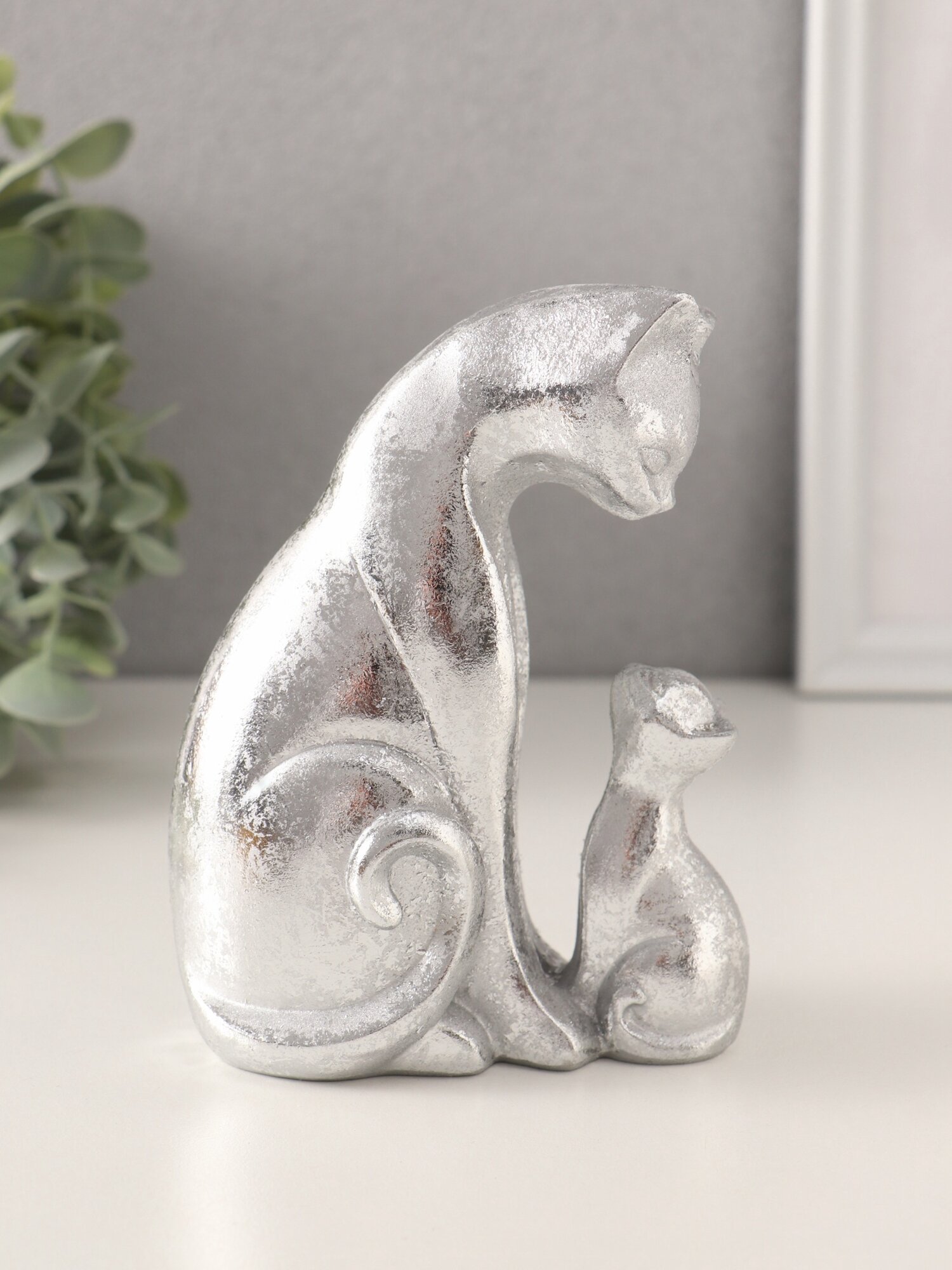 Фигурка Сима-ленд «Кошка с котёнком», полистоун, 10x6x13,5 см