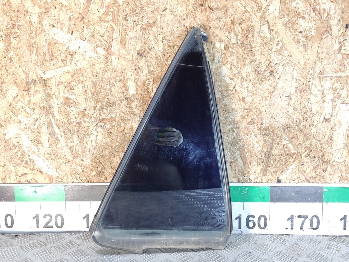 Стекло двери задней правой форточка MAZDA 6 GG G21B72651C