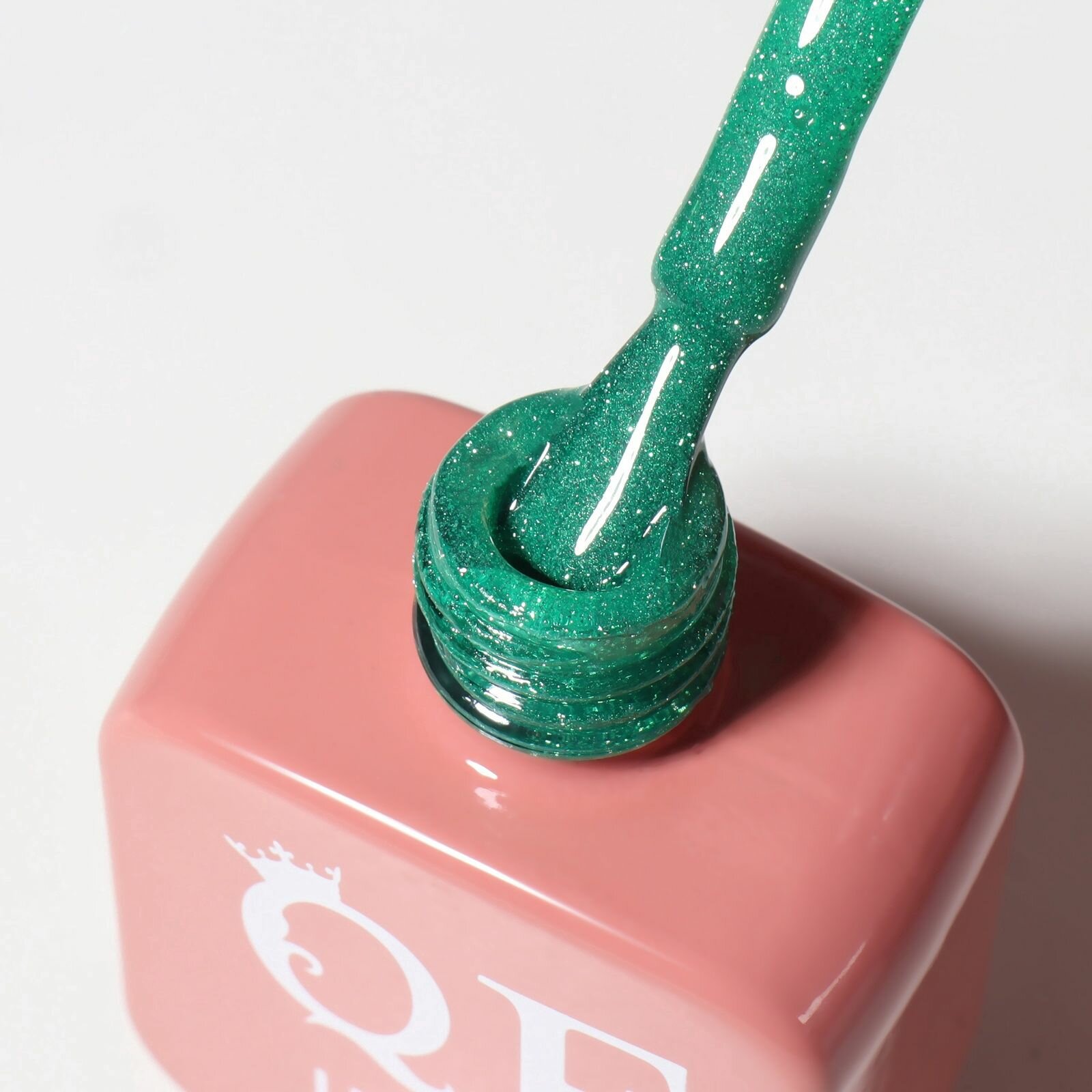 Гель лак для ногтей светоотражающий с блестками зеленый