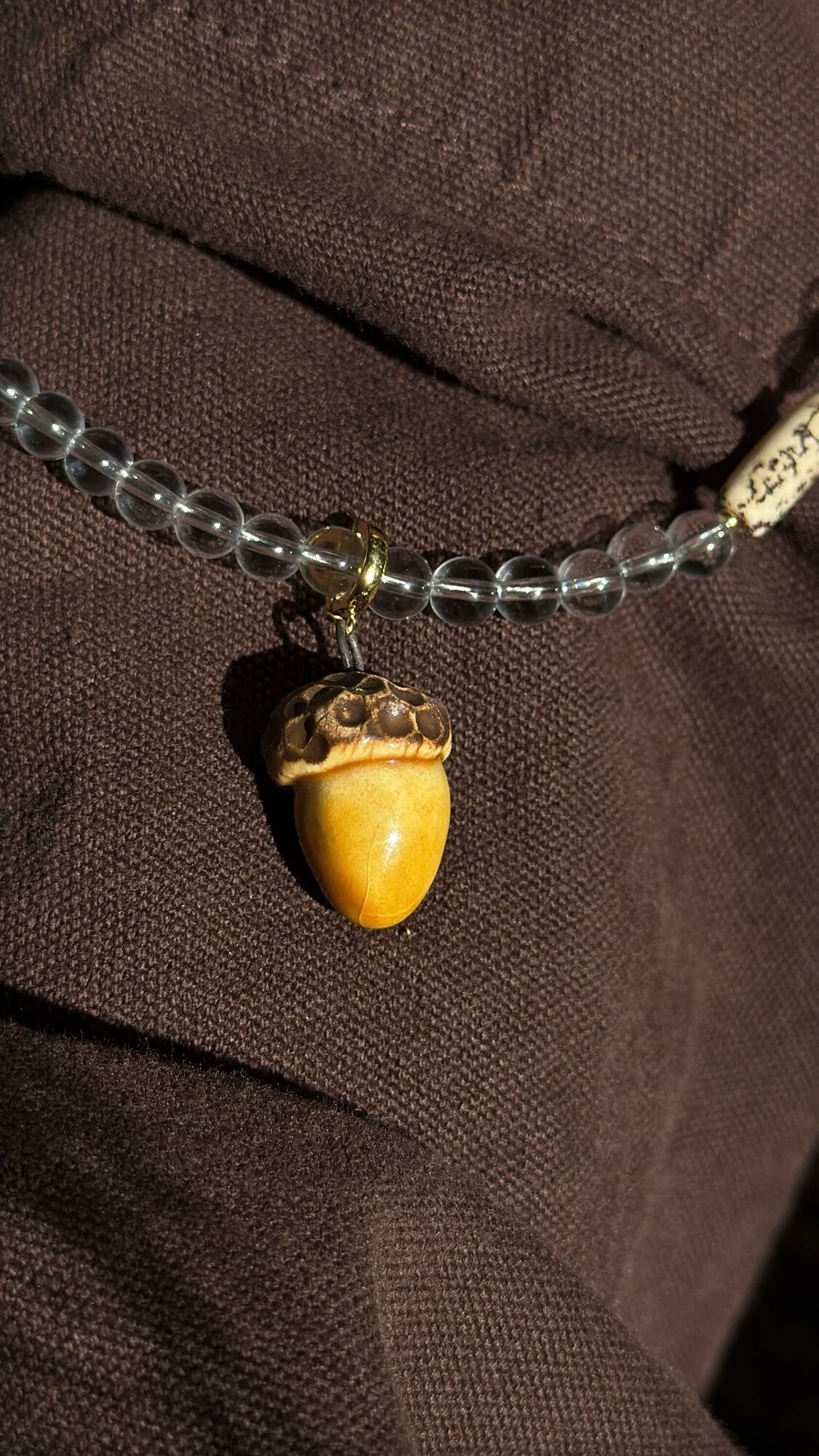 Колье, горный хрусталь, дерево, перламутр, керамика