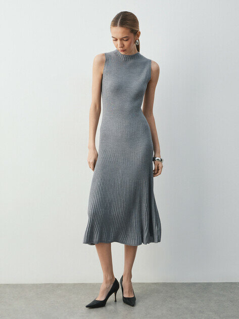 Платье
