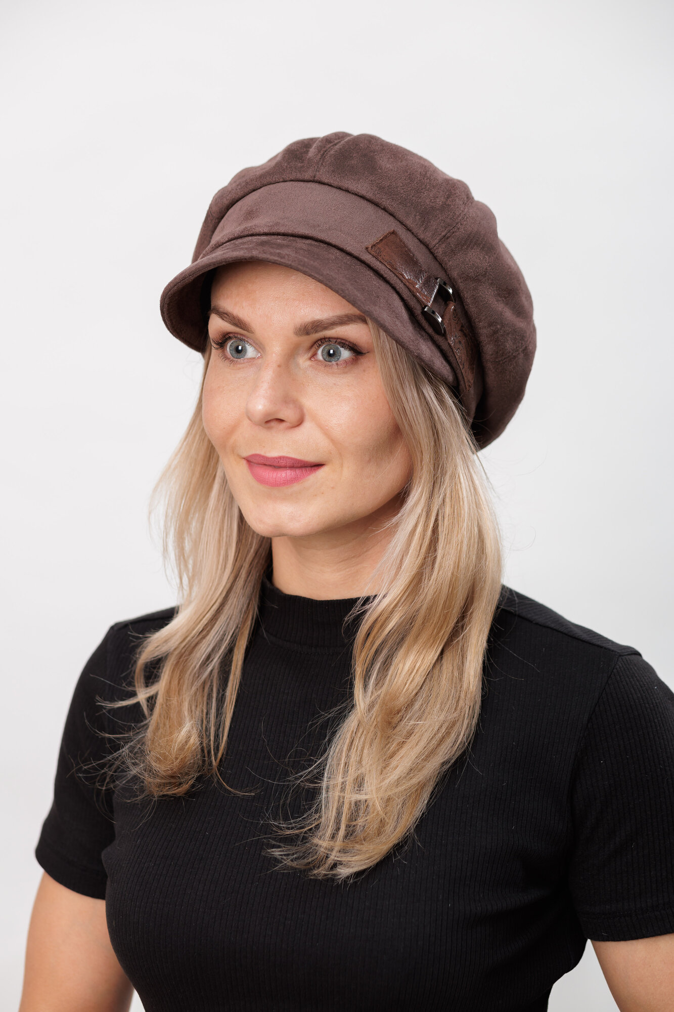 Шапка кепи для женщин