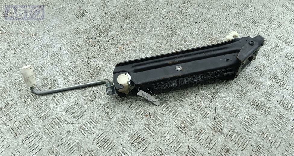 Домкрат Mercedes C-Class W203 (2000-2006)