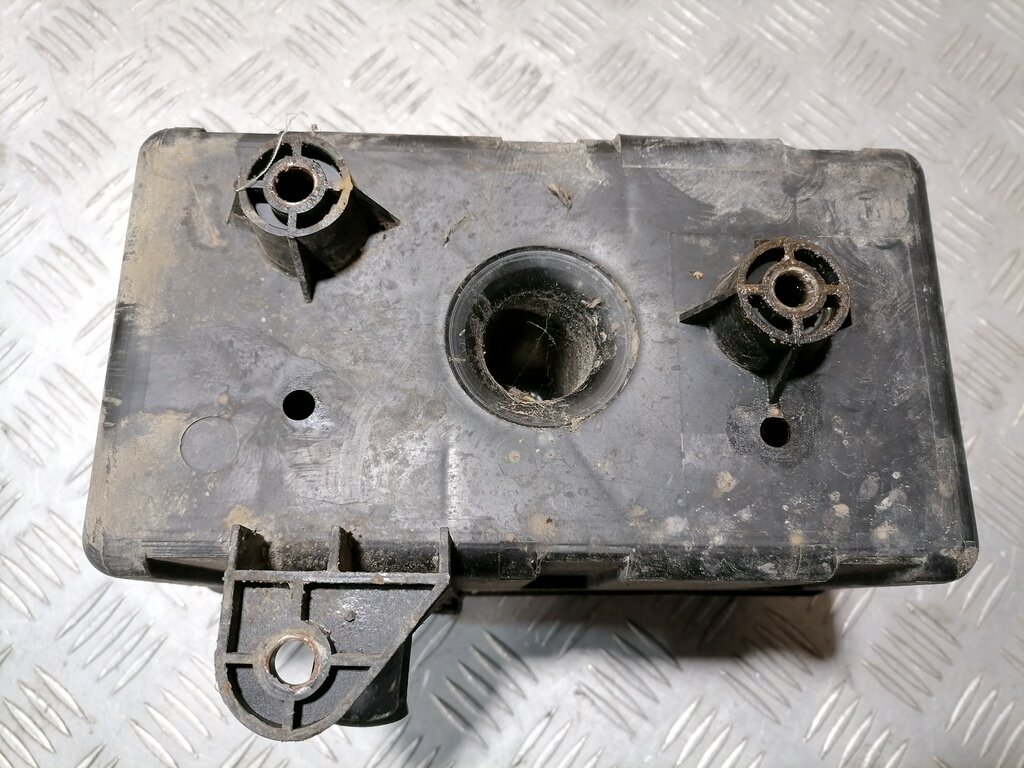 Блок предохранителей моторный CHERY Tiggo T11 T113723010