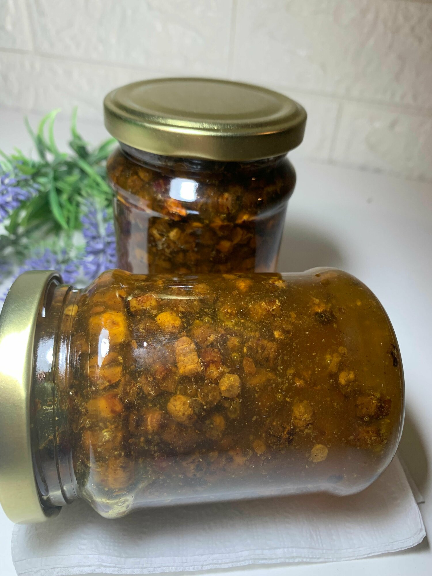 Пчелиный хлеб с медом