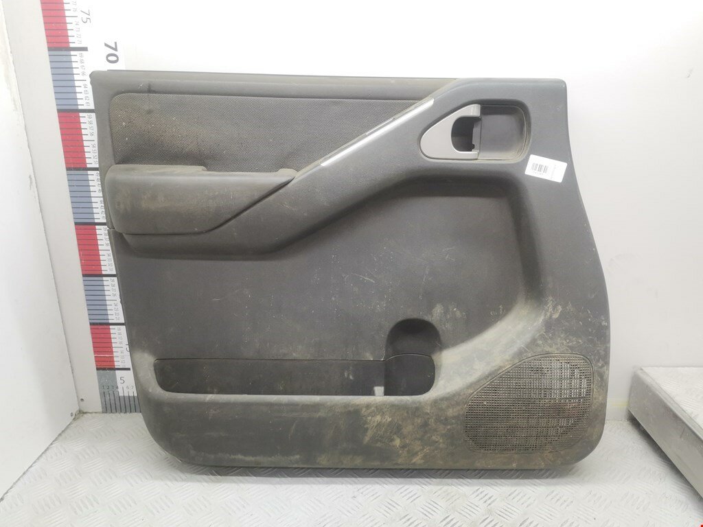 Обшивка (карта) двери передней левой Nissan Pathfinder (R51) 809014X00A арт. 2045948