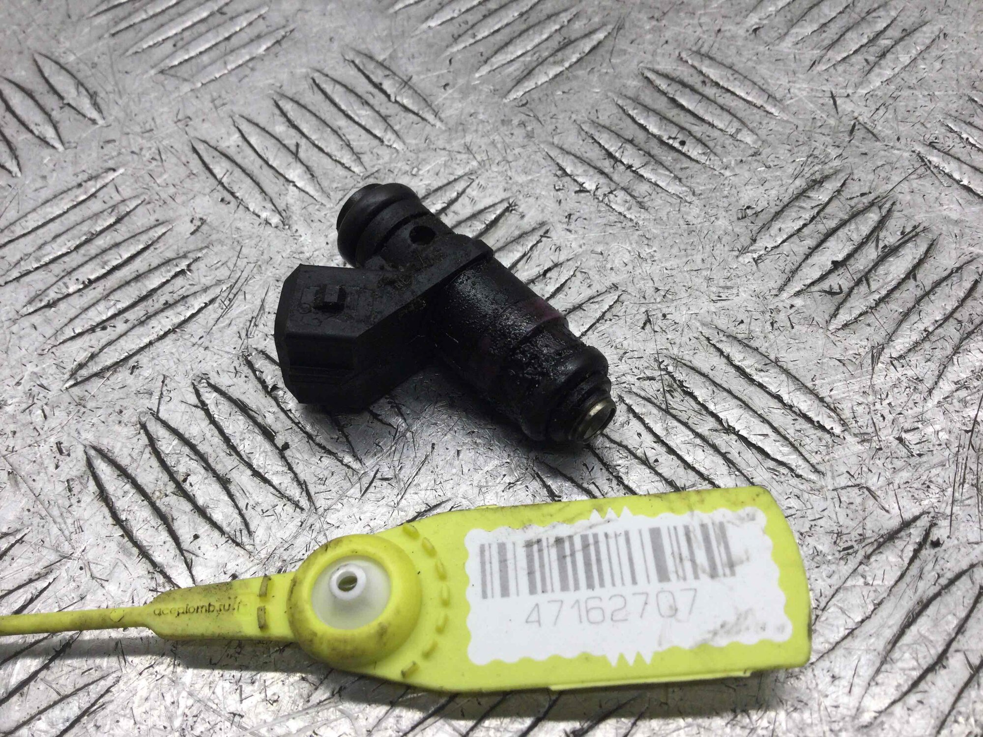 Б/У Форсунка Renault Scenic 3 поколение 2009 - 2013 2004 г.