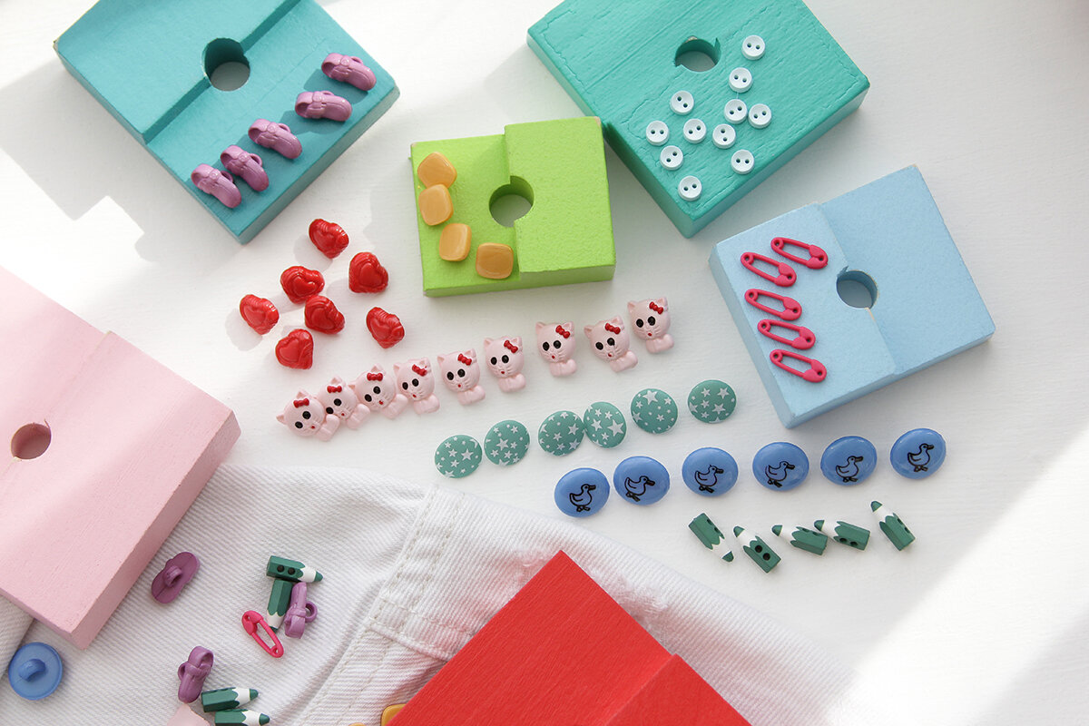 Пуговица детская Gamma AY 9991-48F-6S6U 34 22 мм оранжевый №D234