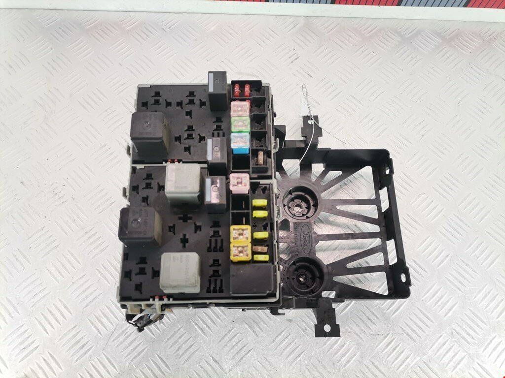 Блок реле Ford Transit 5 1434704 арт. 1706249