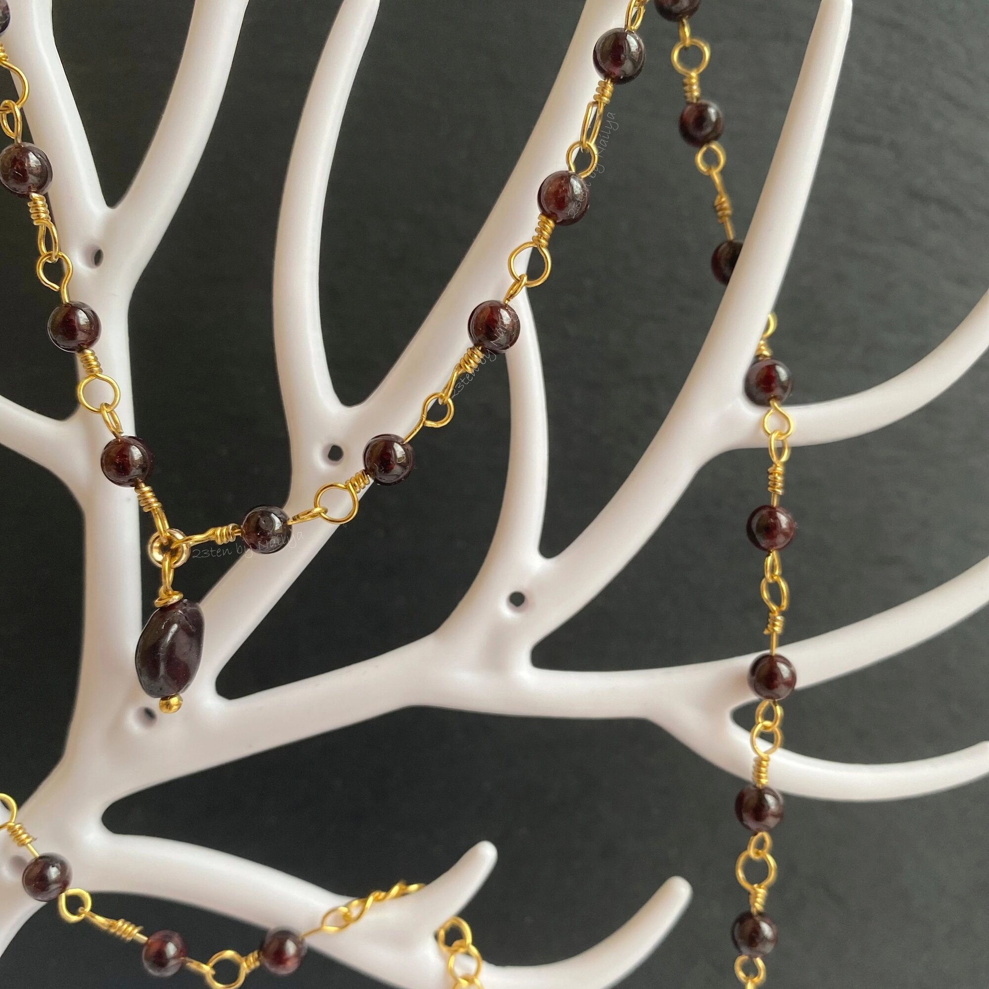 Колье, гранат