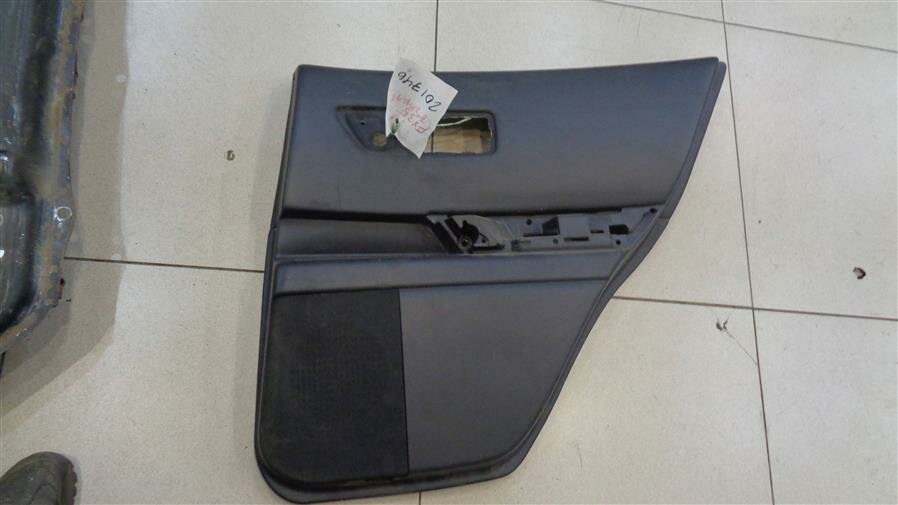 Обшивка двери задней правой от Infiniti FX S50 2003-2007