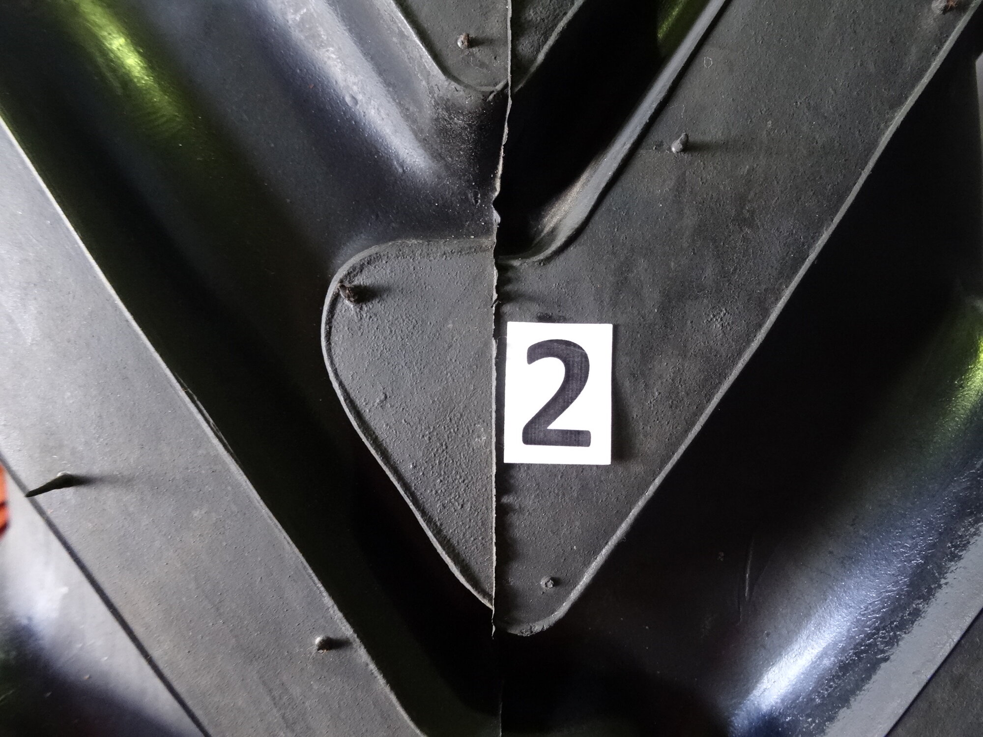 11,2-20 (290х508) 8PR BELSHYNA Ф-35-1 TT 114A6 - Шина передняя МТЗ-50, 82, ЮМЗ