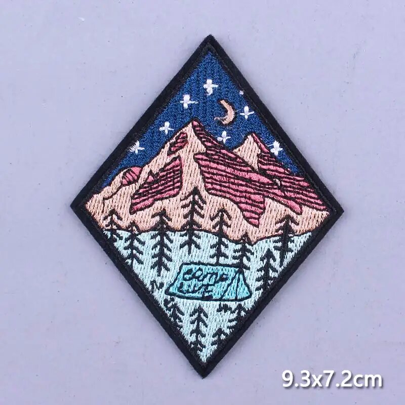 Нашивка с вышивкой «горы» pulaqi Розовый, PE3397CT