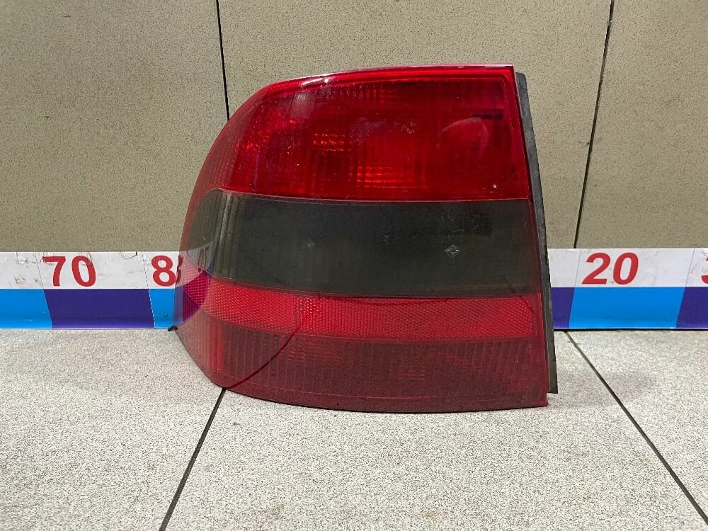 Фонарь задний левый Opel Vectra B