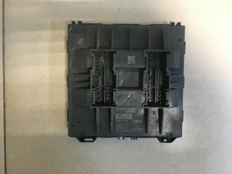 Блок комфорта Volkswagen Polo Sed RUS 2011 кат.номер: 6R0937085K 6R0937087ABZ0Y