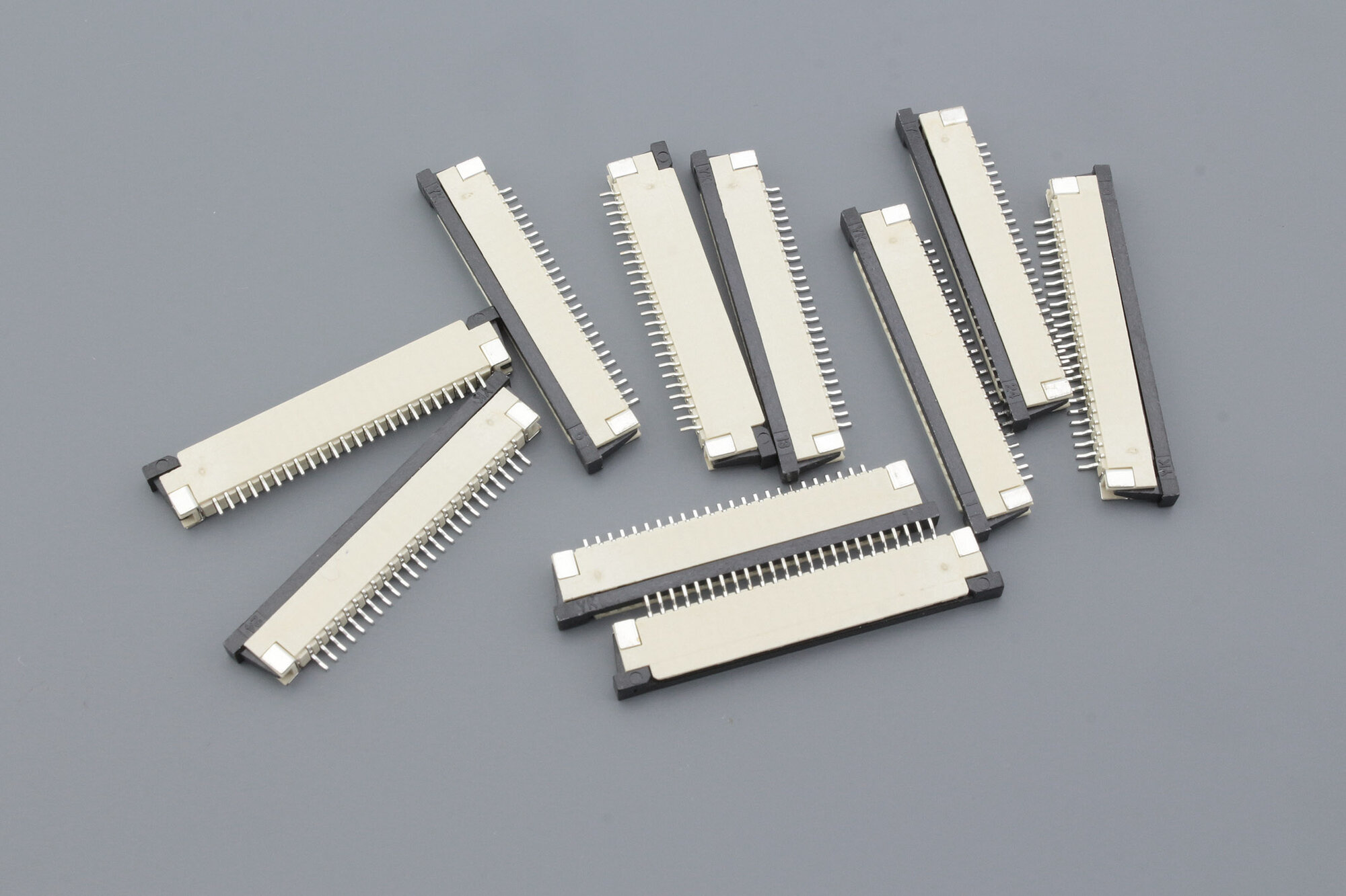 Разъем FPC Half Coverage Bottom Contact 1.0K-BX-24PWB 24 pin высота 2мм шаг 1мм 10 шт