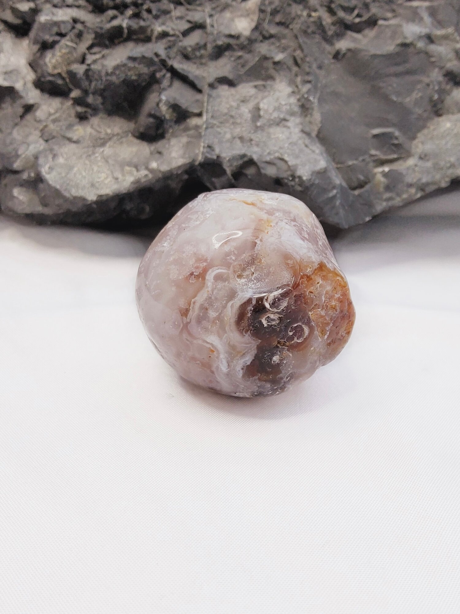 Агат жеода с водой 65 гр натуральный камень талисман