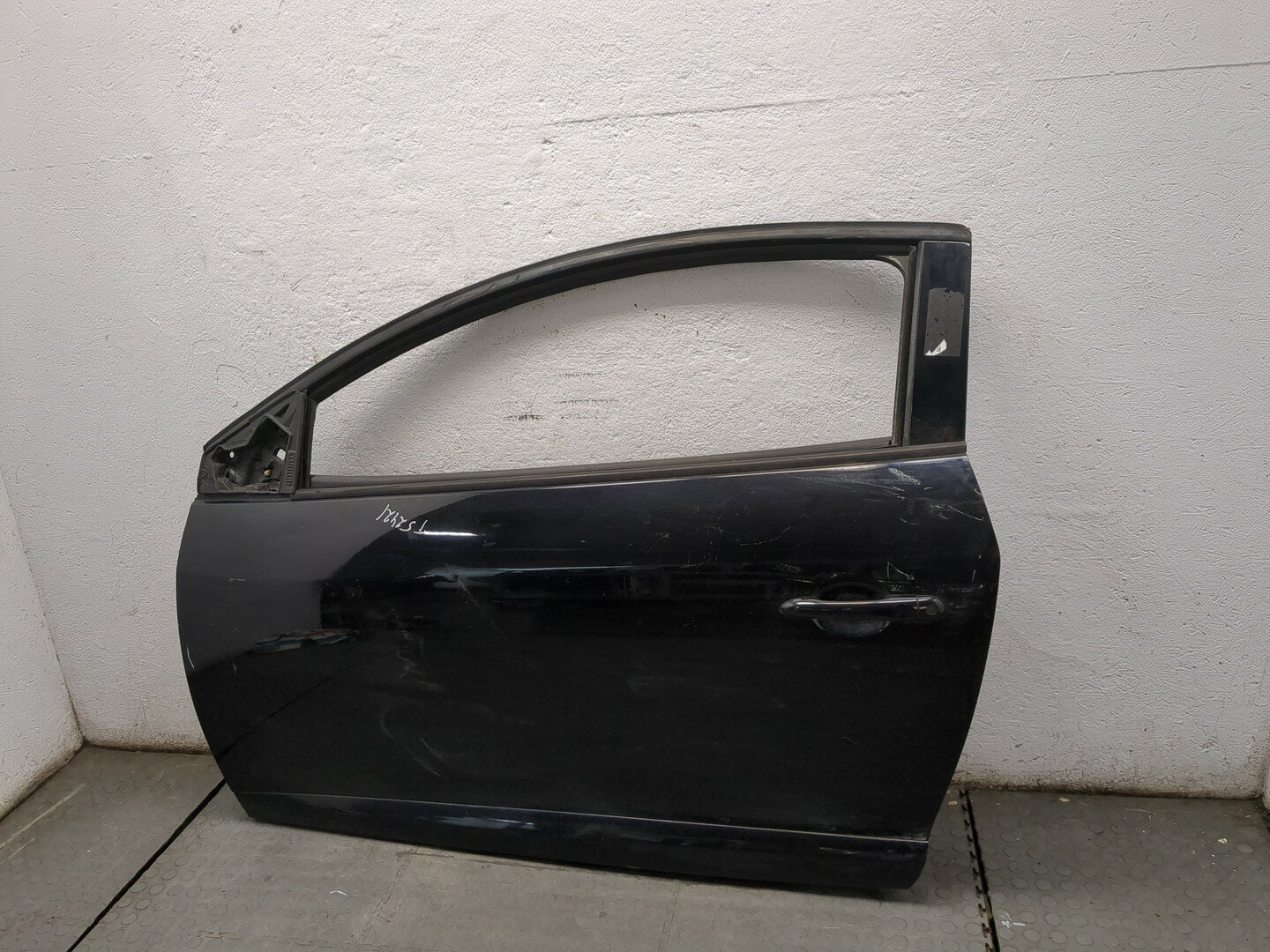 Дверь боковая (легковая) левая передняя Renault Megane 3 Б/У