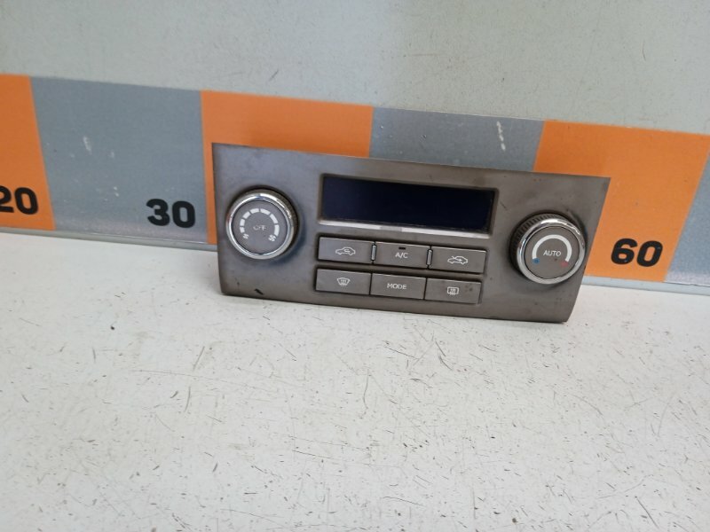 Б/У климат контроль, Джили Эмгранд ЕС7 Блок управления отопителем Geely Emgrand EC7 2012 FE1 246296 GEELY арт. 1067001274