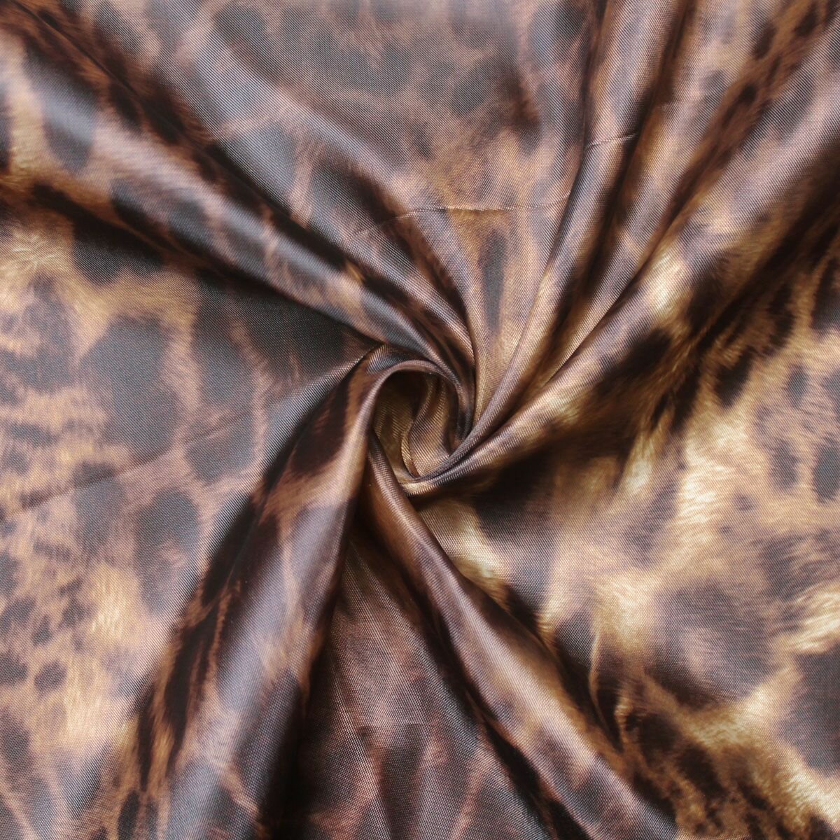 Плащевая ткань коричневая анималистический принт, 1,4х2м