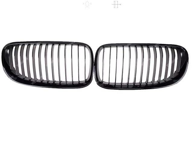 Решетки радиатора BMW 3 E92 E93 дорест M-Performance черный глянец