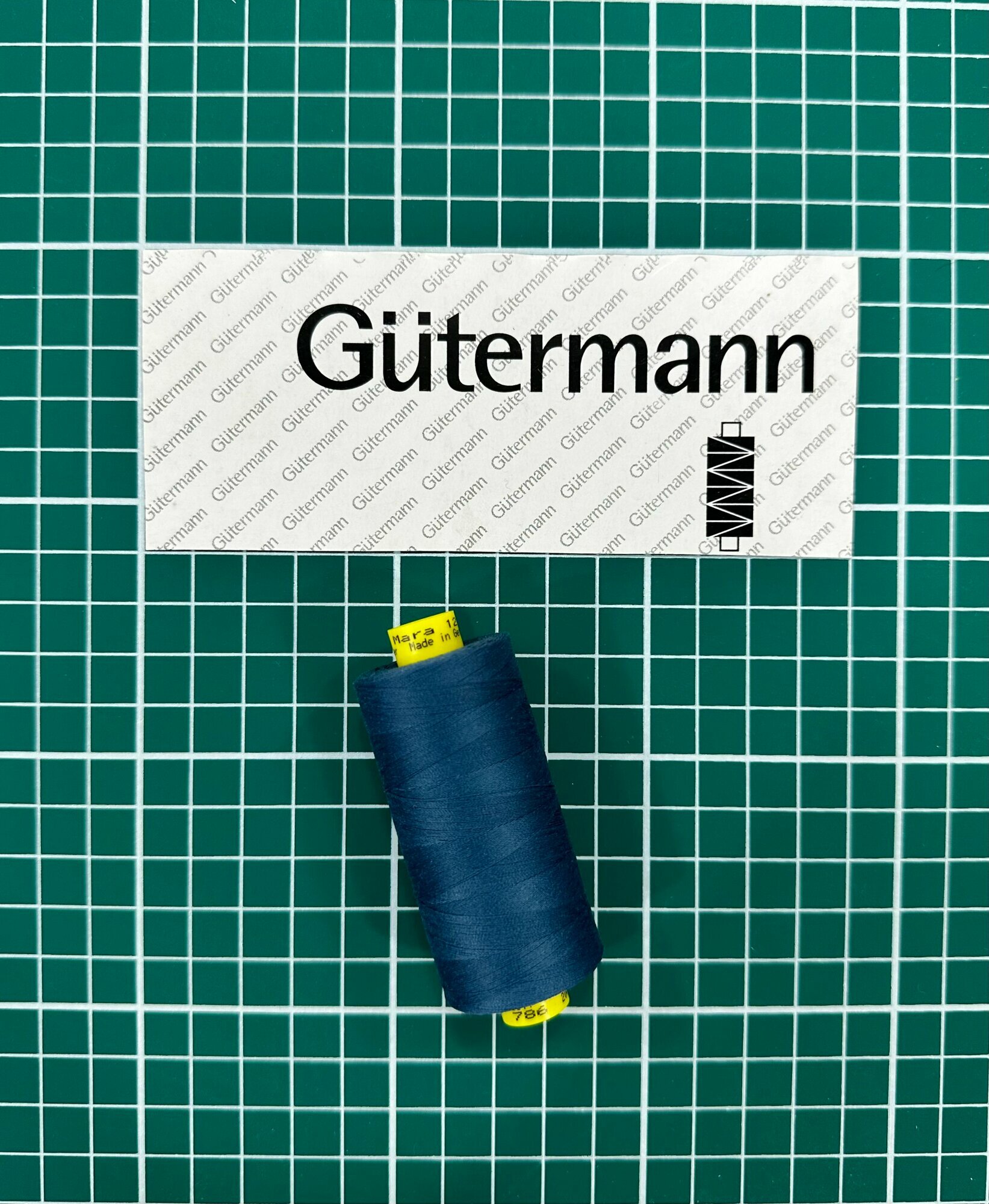 Gutermann Mara 120; col: 786 (1000 м) Нитки для шитья