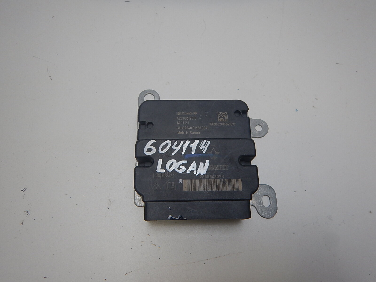 Б/У Блок управления AIR BAG, Renault (Рено)-LOGAN (14-) RENAULT LOGAN (14-) Царапины 604114 RENAULT арт. A2C80612810