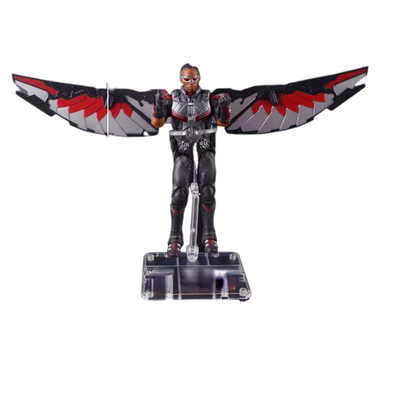 Фигурка сокола в штучной упаковке