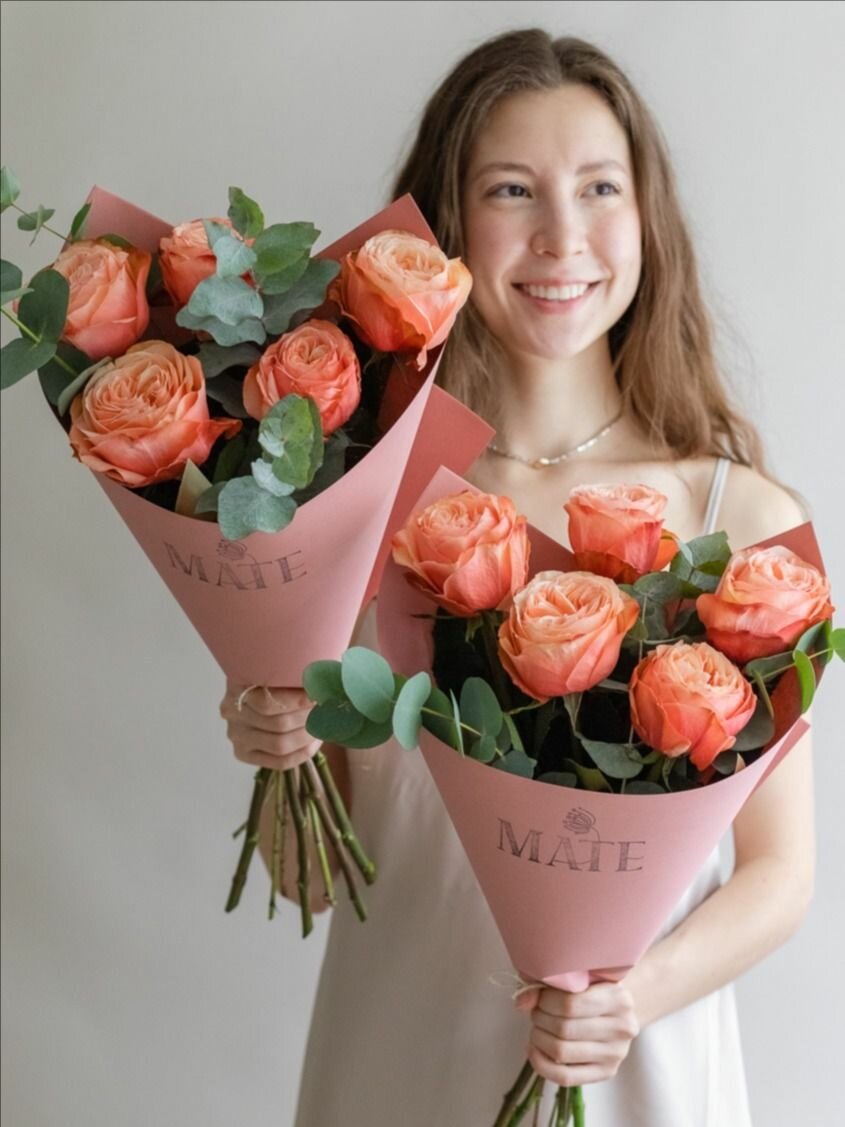 Пионовидные розы