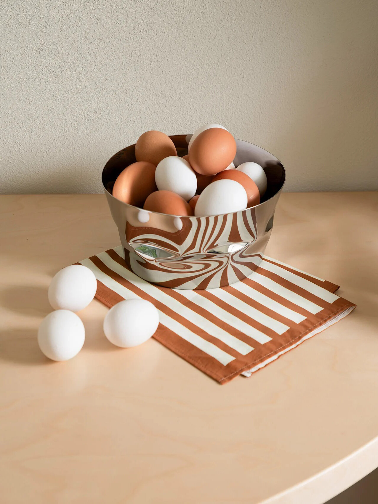 ALESSI Оригинал. Блюдо 19,5 см COMPRESSIONI, арт. ITM15, для фруктов, нержавеющая сталь.