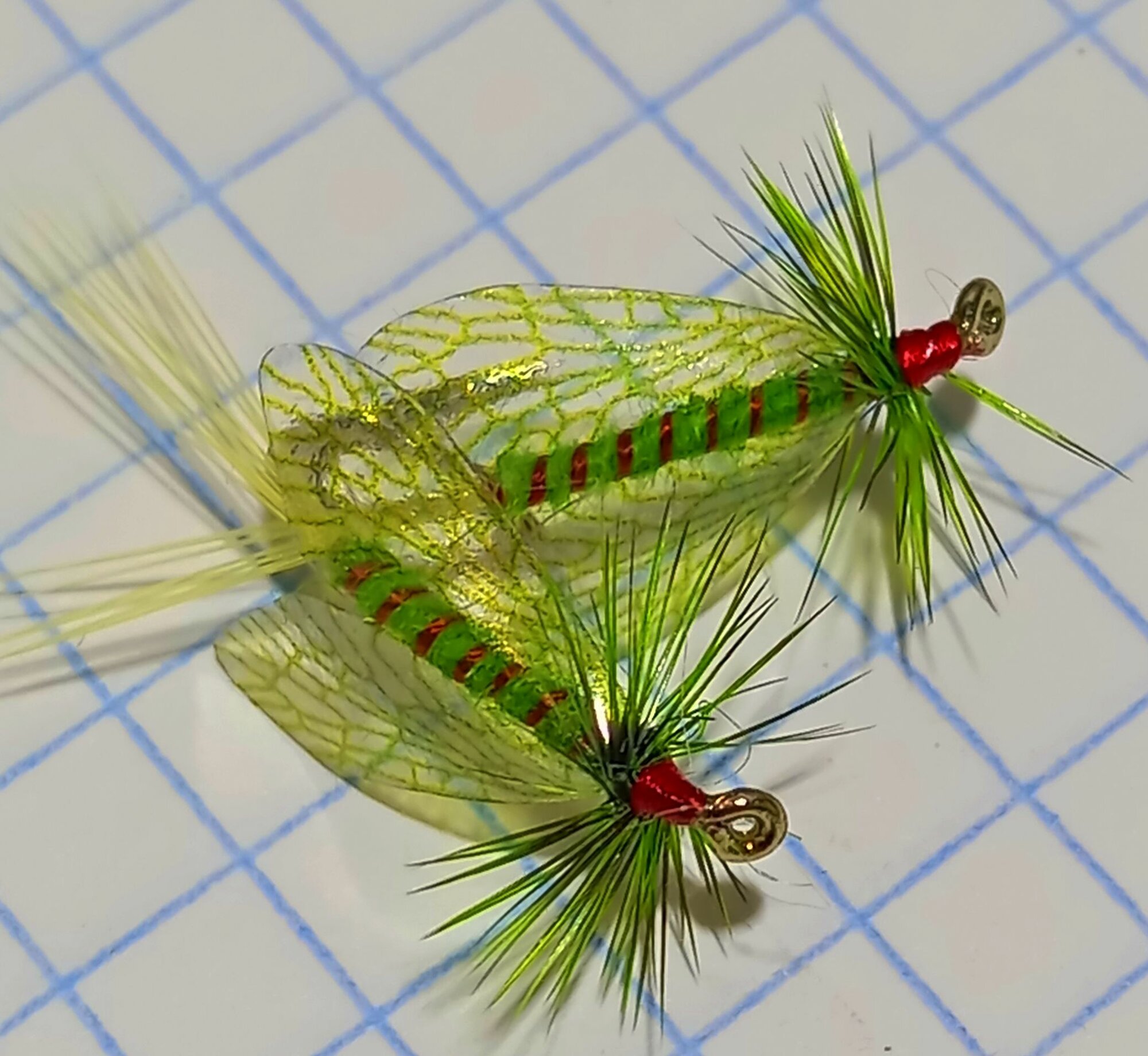 Мушка верховая. Для ловли хариуса и другой рыбы. На одинарном крючке номер 10. Набор 2 штуки.