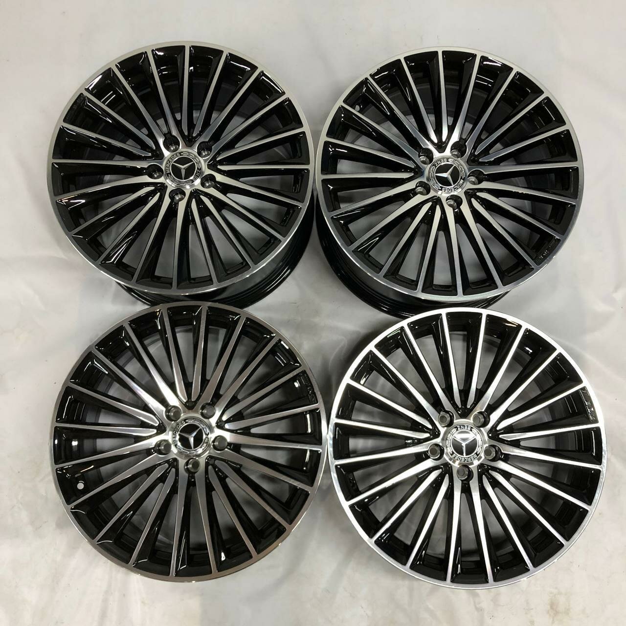 Диски колесные Mercedes-Benz A 206 401 20 00 AMG, литые, 19", 5x112, серебристый