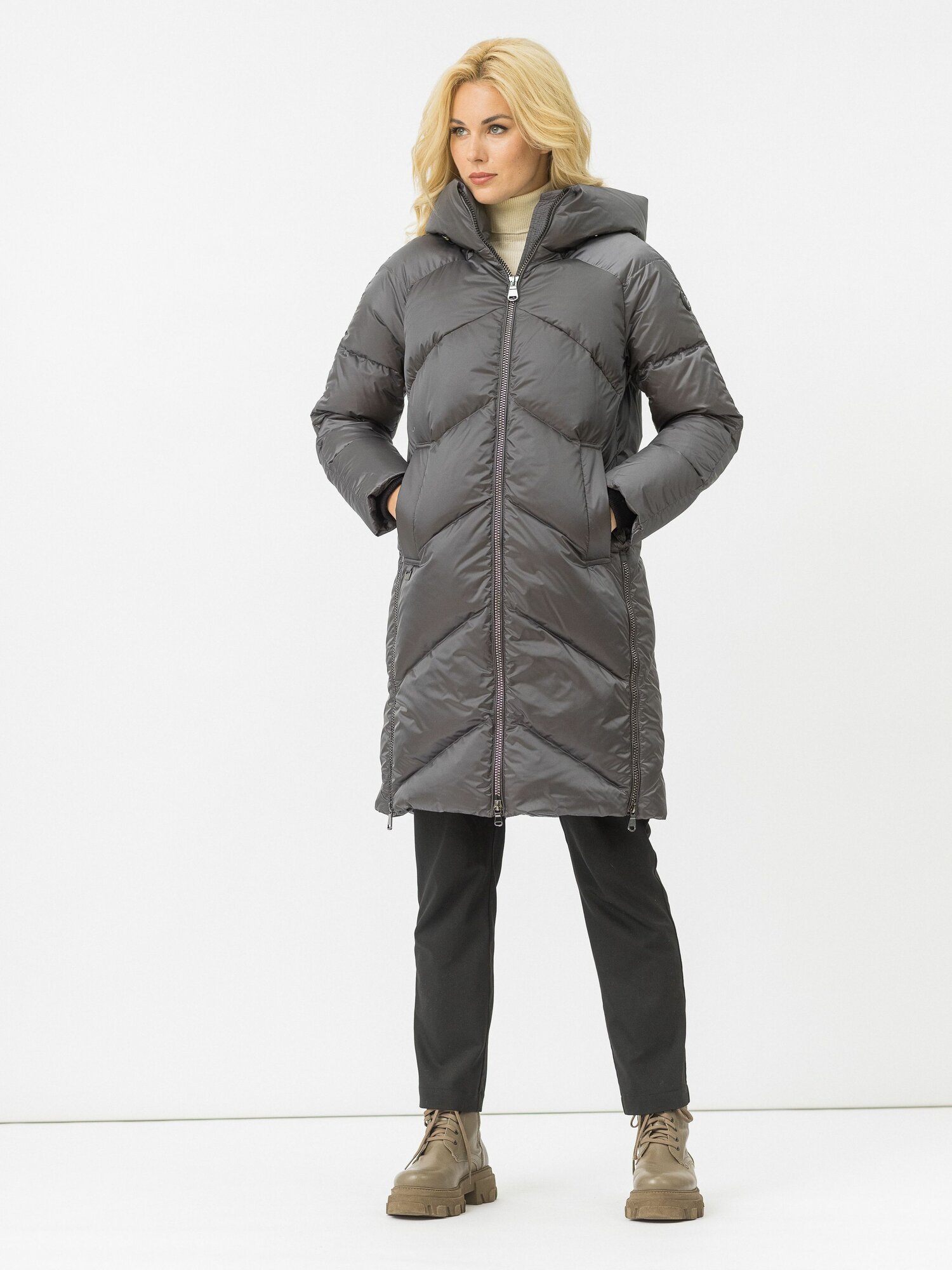 Пуховик Осень-зима 2022