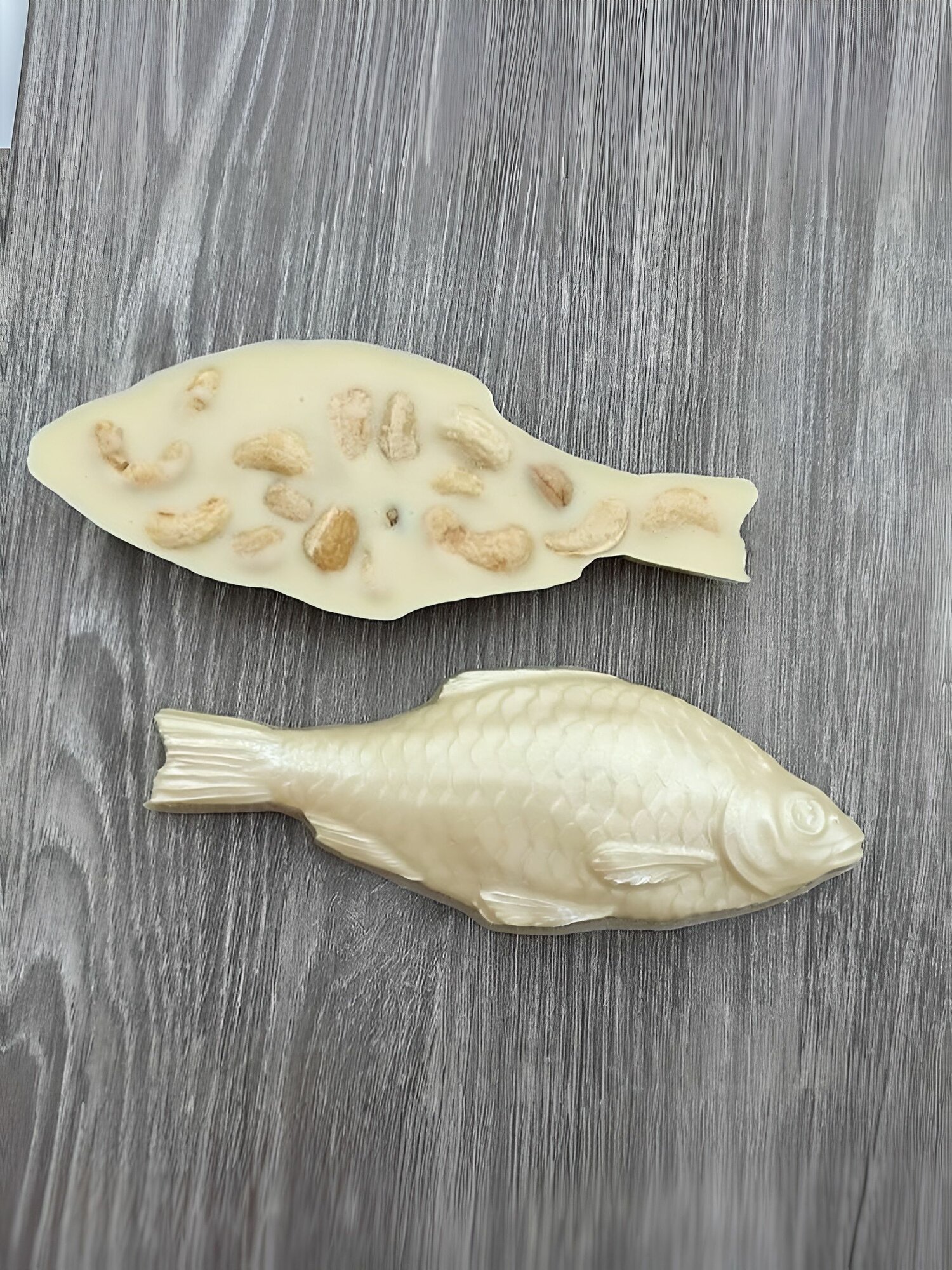 ShokoTrendy Подарок парню/мужчине на 23 февраля Рыба шоколадная белый шоколад с арахисом