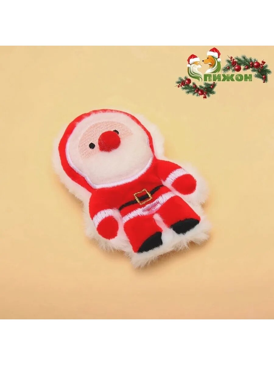 Новогодняя игрушка для кошек в стиле Деда Мороза