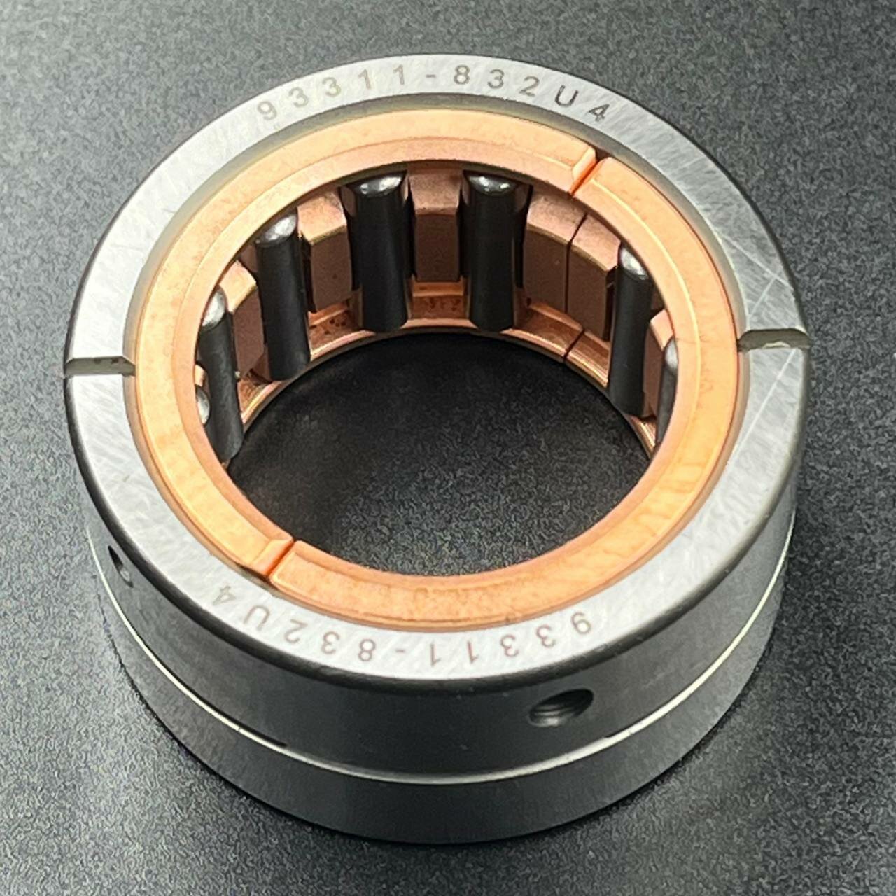 Подшипник роликовый Yamaha 40-55 (С обоймой) (32x52x26) (Omax), ОЕМ 93311-832U4