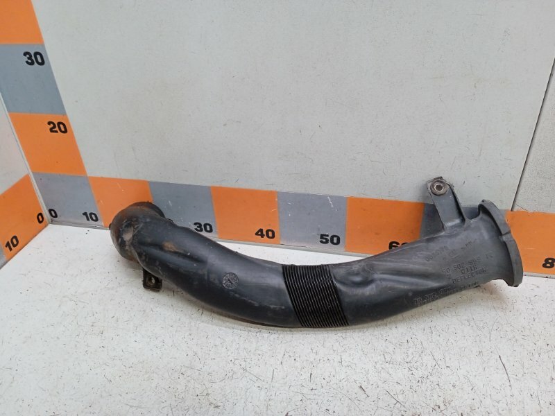 Б/У 2.5 дизель, Опель Омега Б Патрубок воздушного фильтра Opel Omega 1996 B 262067 OPEL арт. 90502999