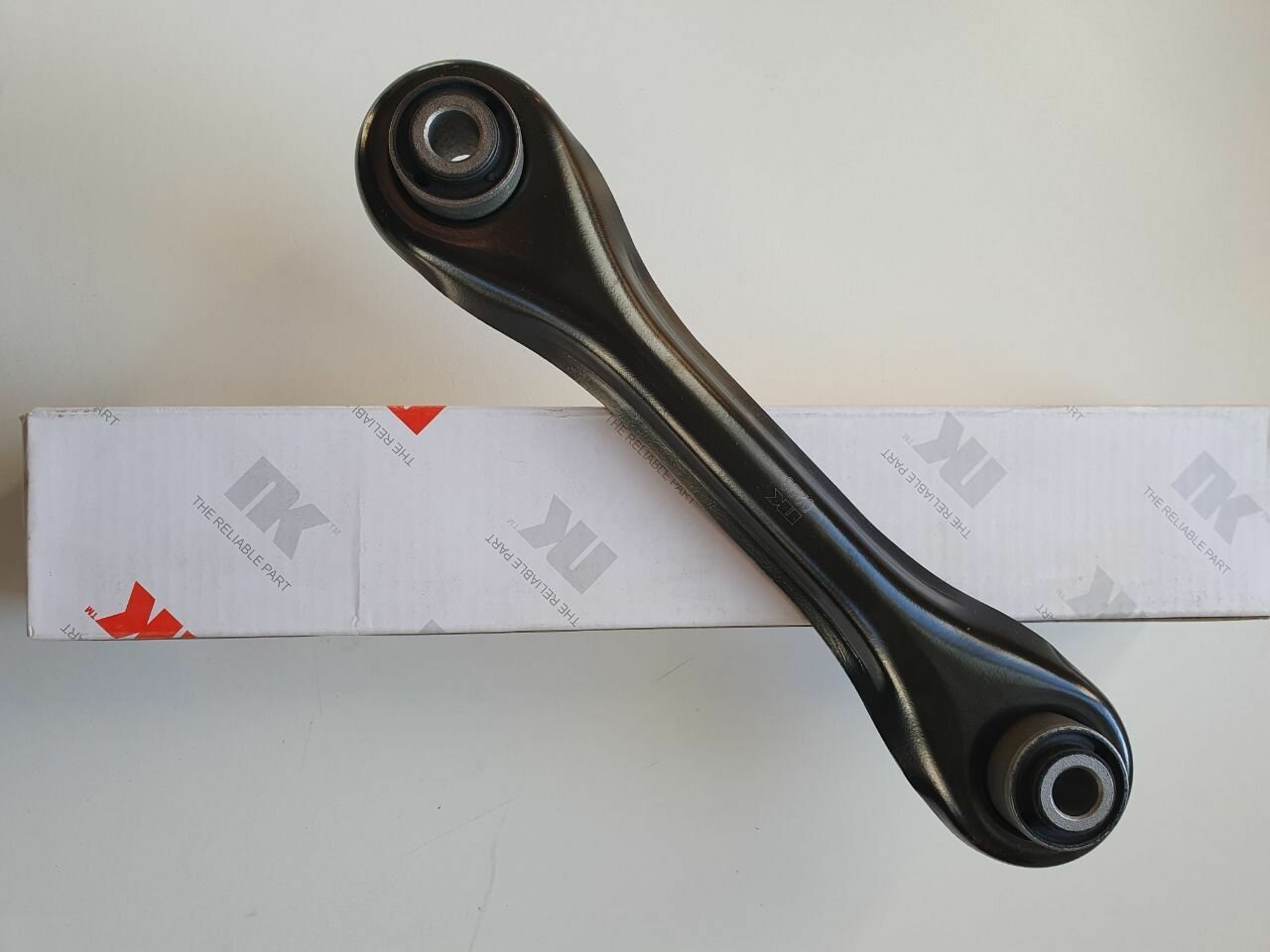 Рычаг задний малый для автомобилей Ford, Mazda, Volvo. Тяга косточка NK Германия