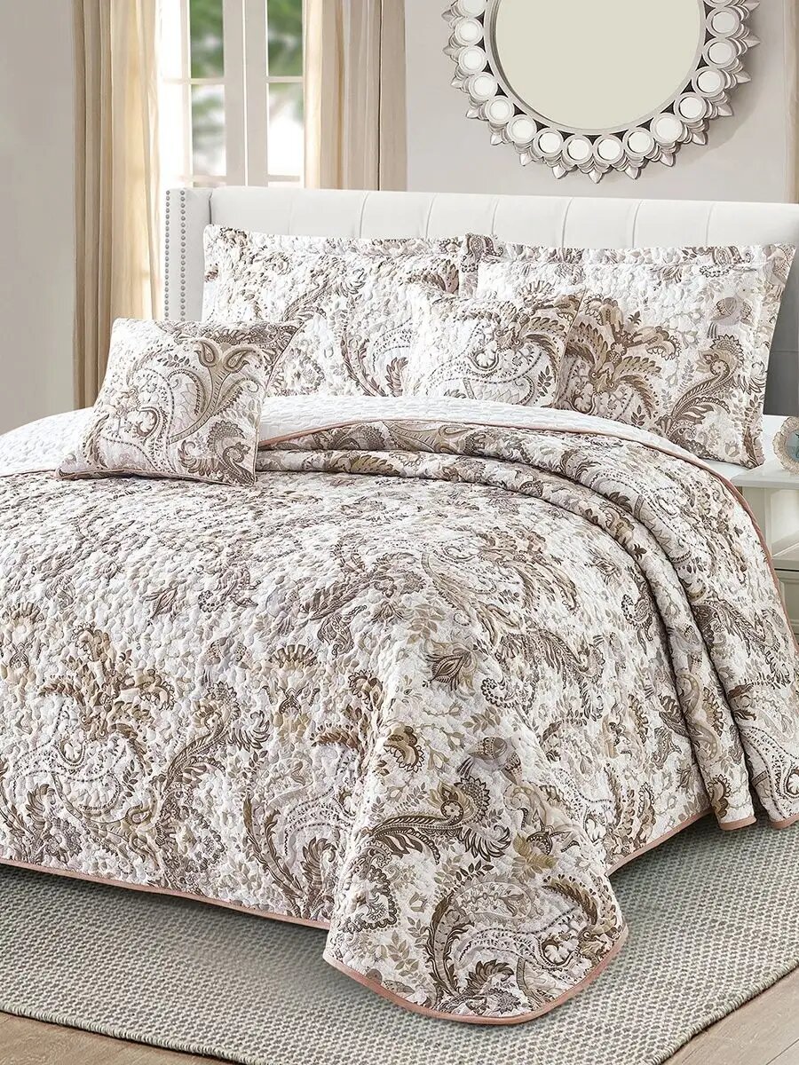 Покрывало на кровать 240х260 и 4 наволочки