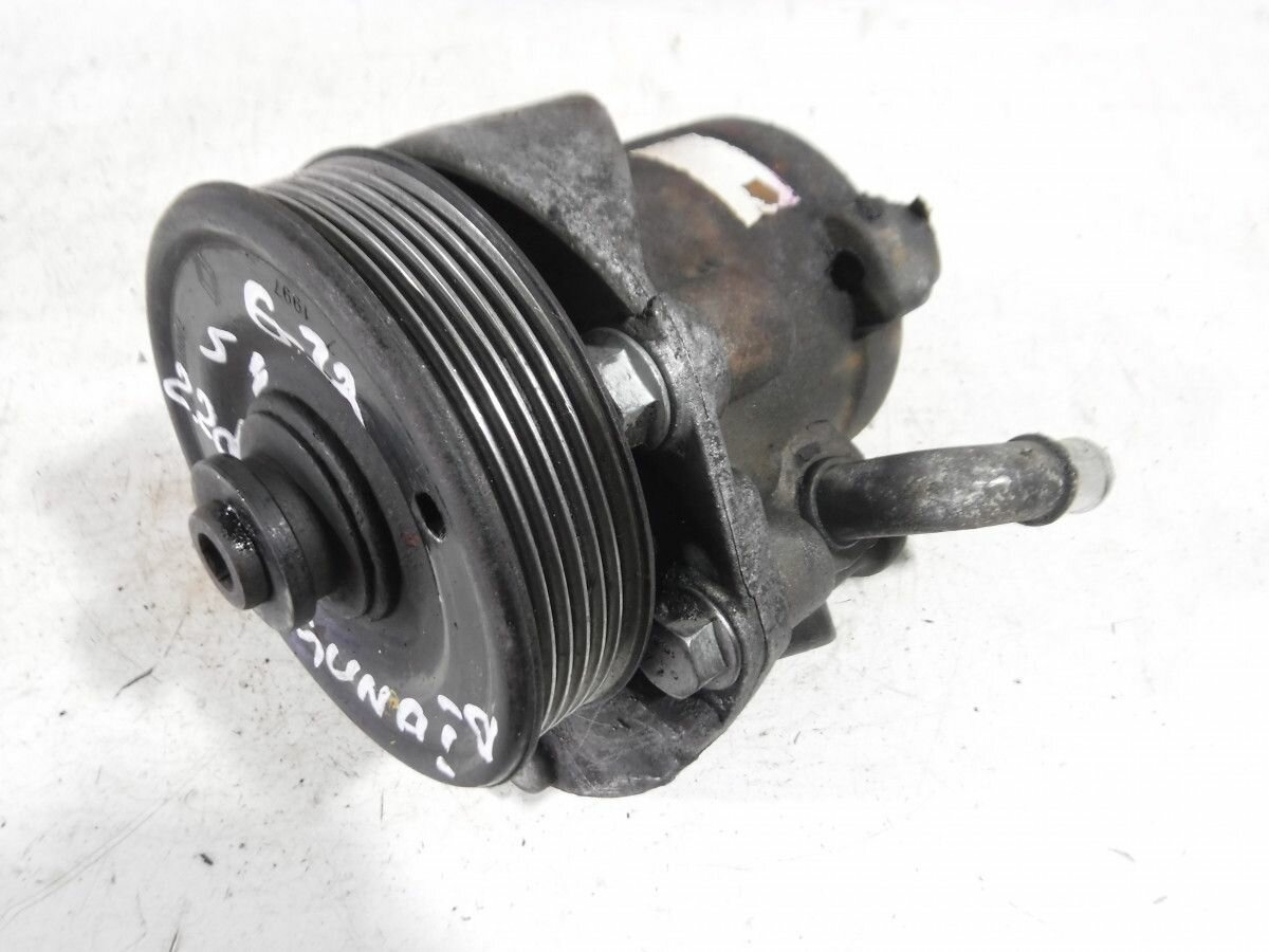 Насос ГУР Renault Laguna I 7700830788