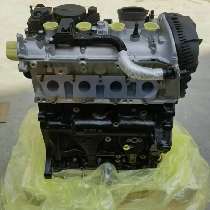 Двигатель CCZ Фольксваген оригинал faw (разбита верхняя крышка грм)