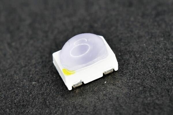 Светодиод REFOND RF-P42D6-IPL-FT ИК-передатчик 940нм SMD 4,2x2,8x3,3мм 50мА 1шт