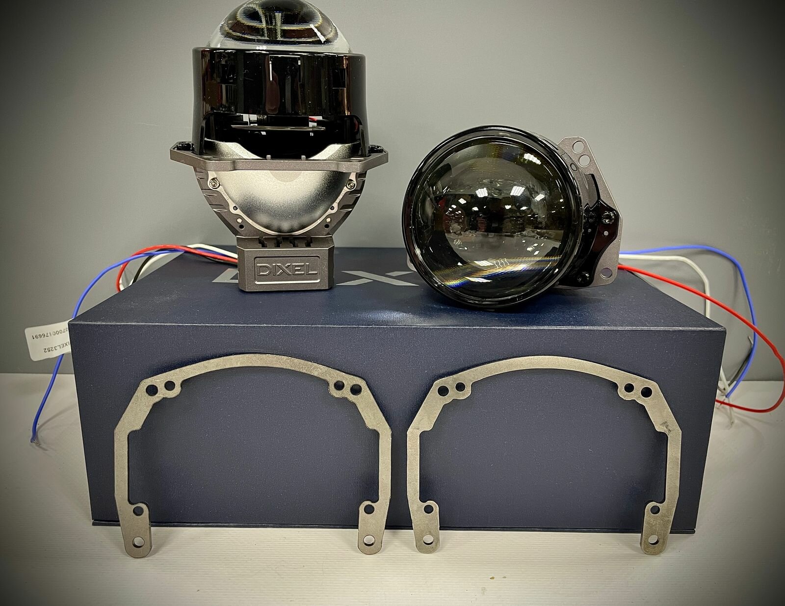 Би лед линзы DIXEL3252 Bi-Led - Mercedes С W203 2000-2008 фары Бош / Стекло Шагрень на Мерседес 203