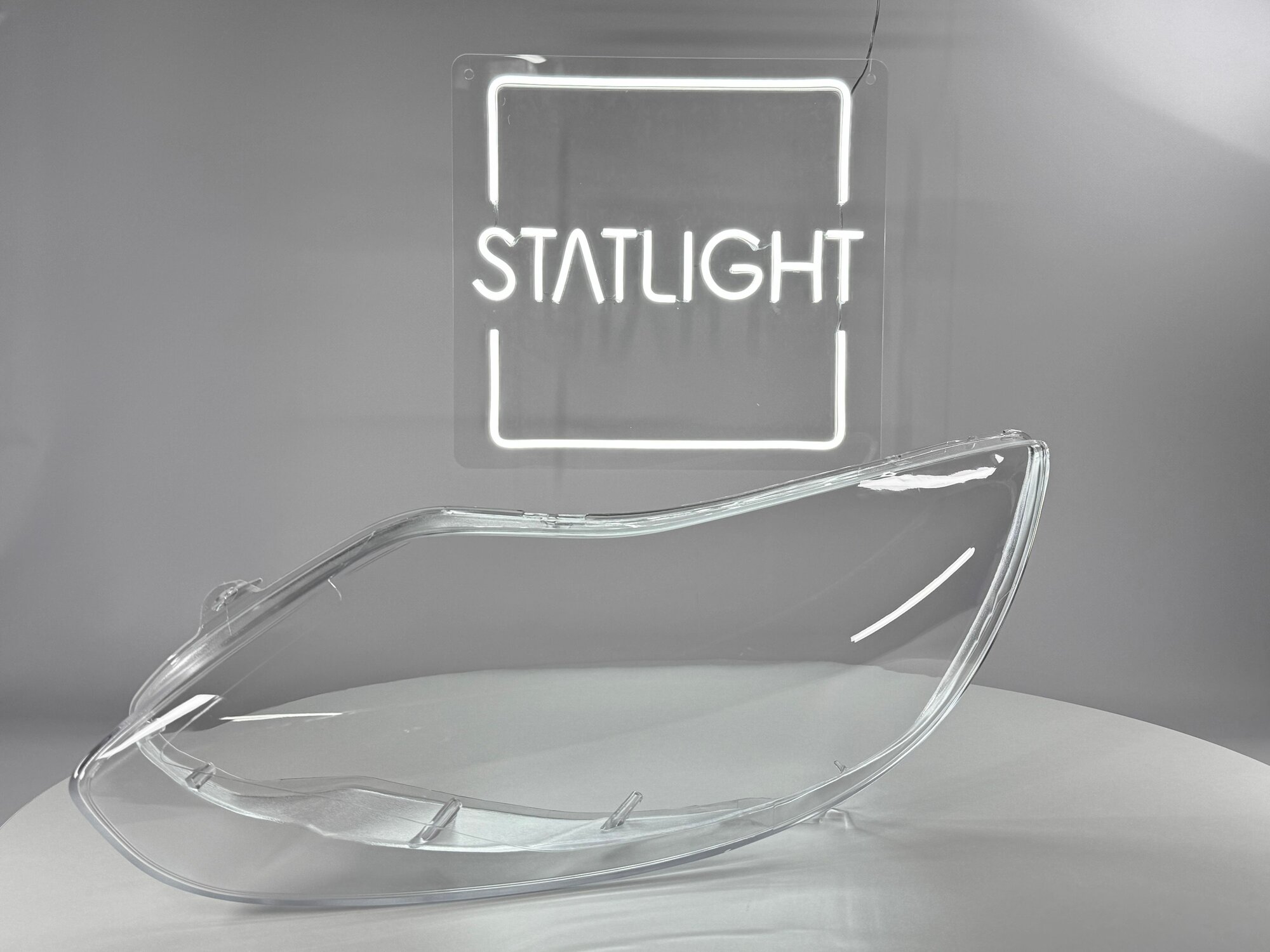 Стекло левое на Ford Focus III 2011-2015