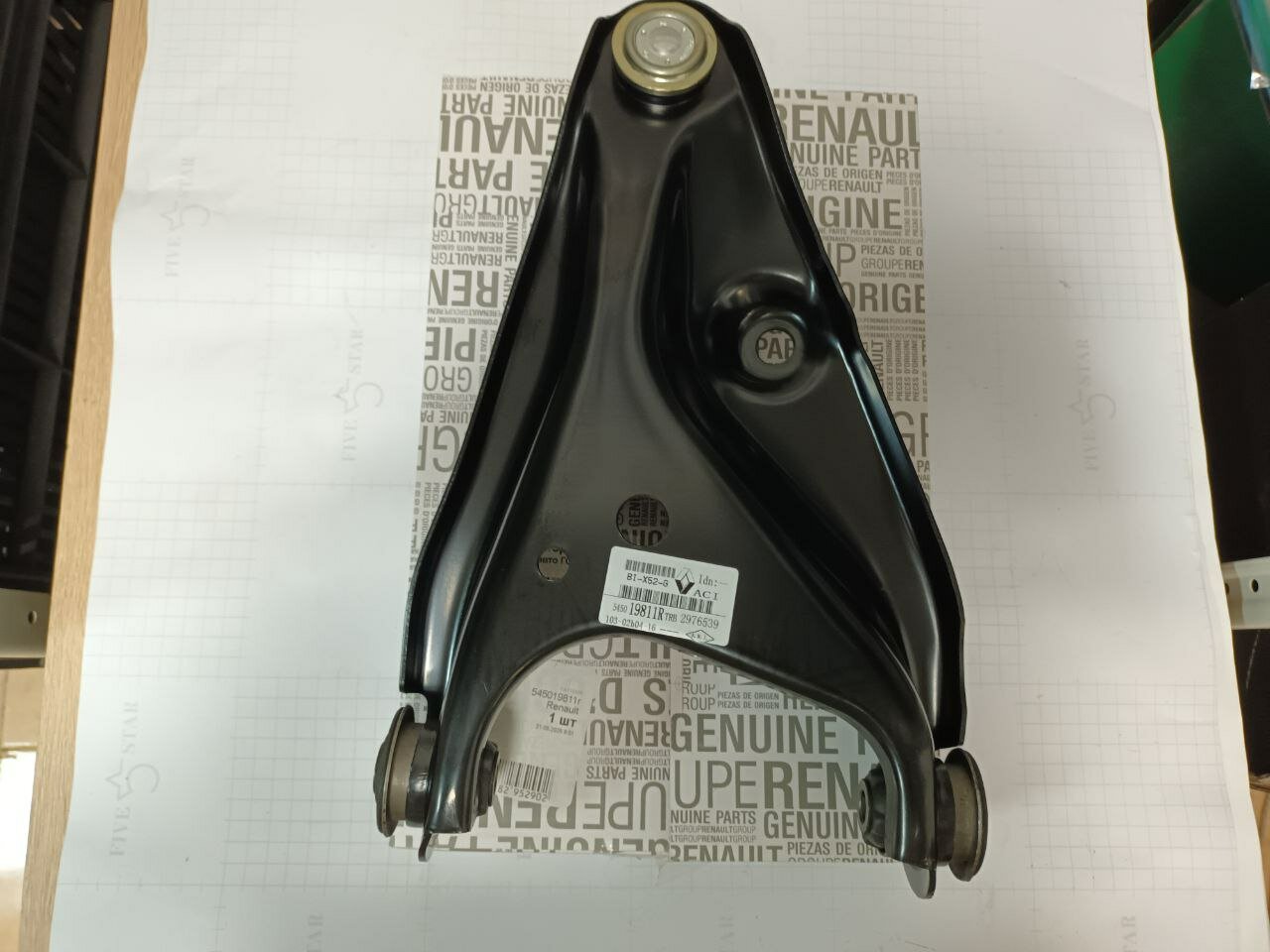 Рычаг передний левый Renault Logan ll c 2012г. боковая проточка Original