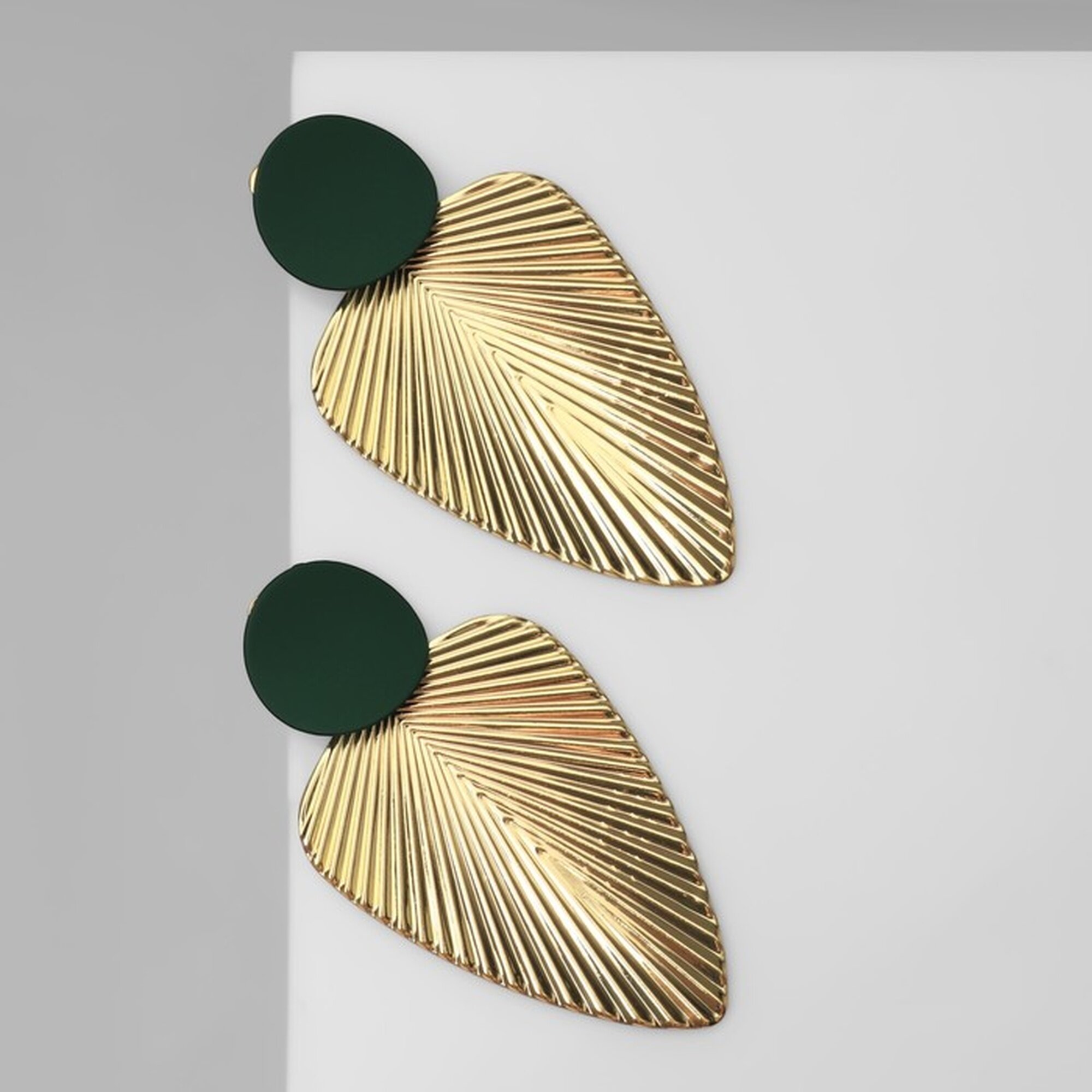 Серьги пусеты