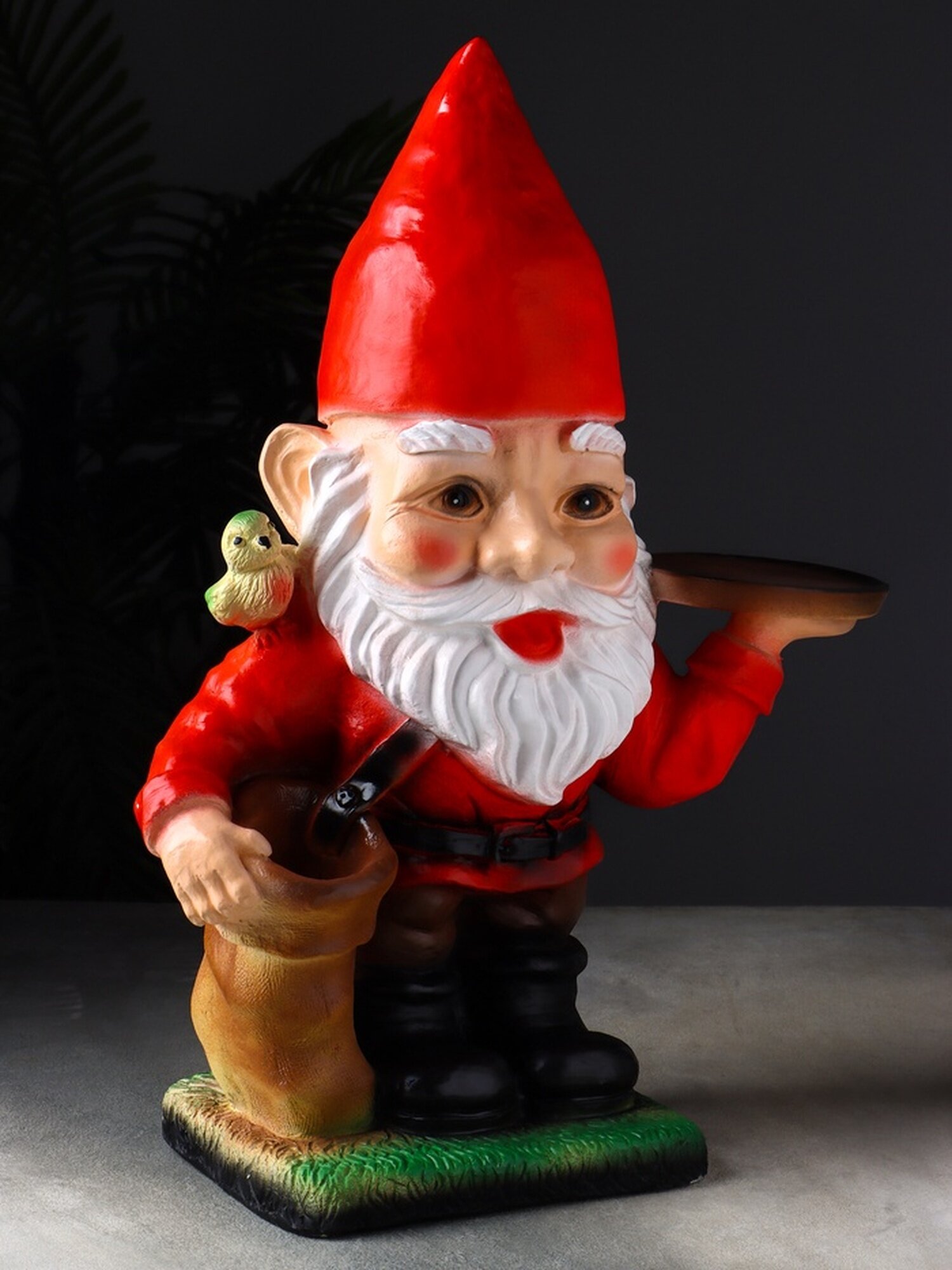 Фигура-подставка для мелочей «Гном в красном», гипс, 37×20×52 см