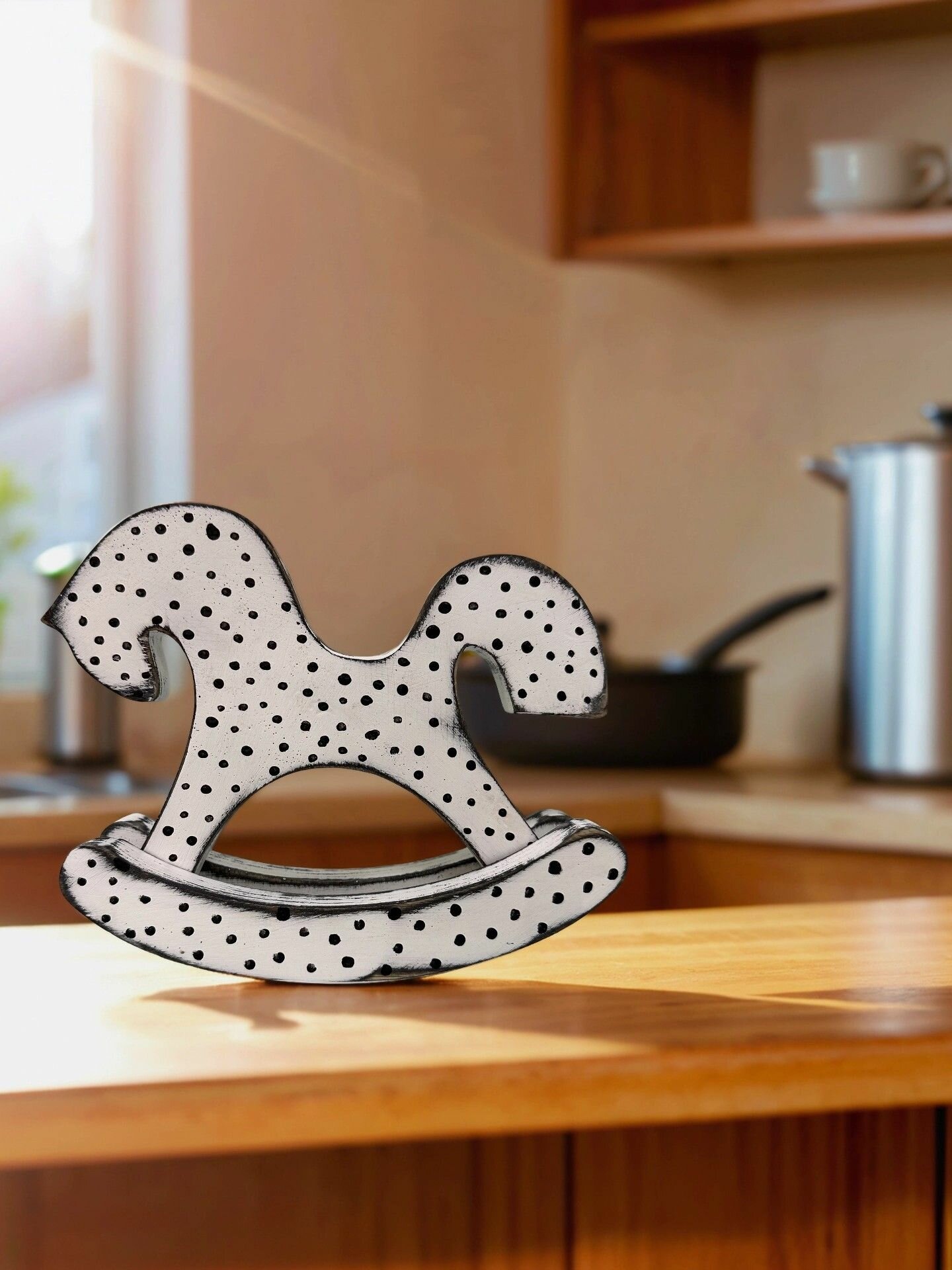 Статуэтка Лошадка качалка белая в горох, 18*22см, дерево, ручная работа