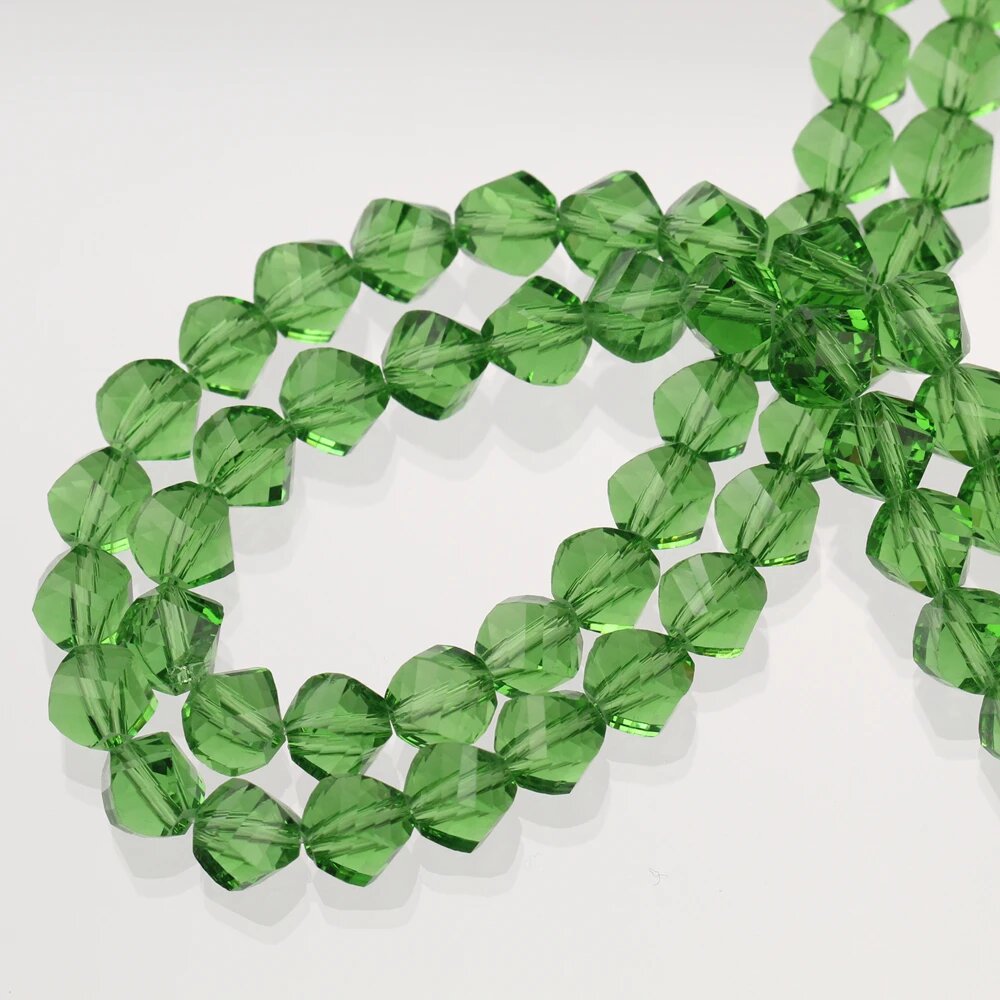 Граненое стеклянное бисер Weargolsil 4-12 мм Изумрудный, 8MM-30PCS, Green